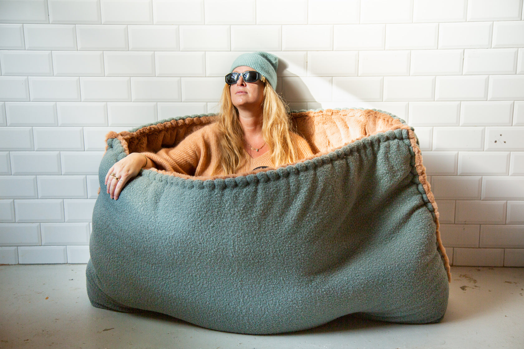 Teddy FLOOF FOR PEOPLE | Escape den | Cuddle cave | Room decor | Floor ...