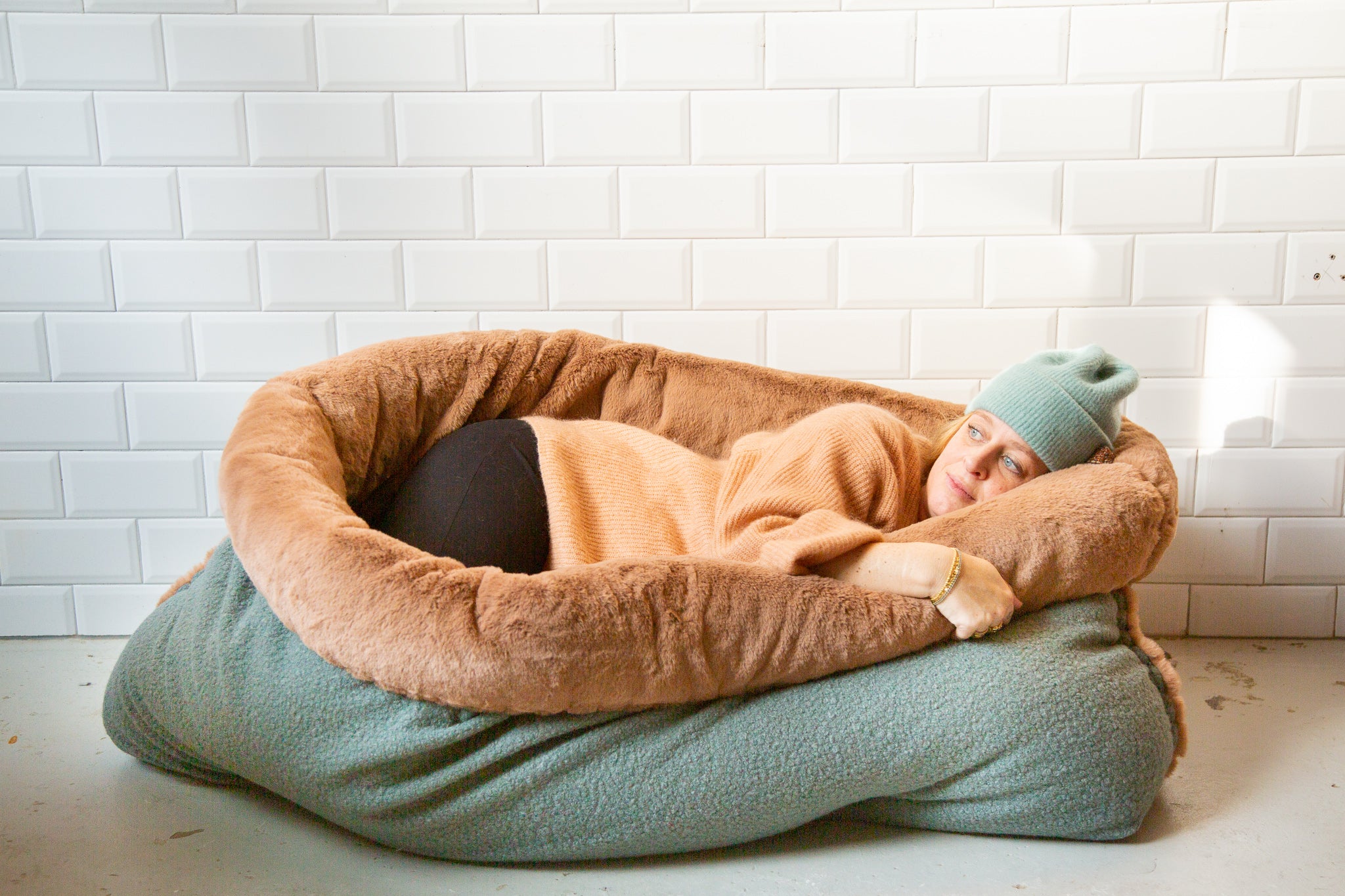 Teddy FLOOF FOR PEOPLE | Escape den | Cuddle cave | Room decor | Floor ...